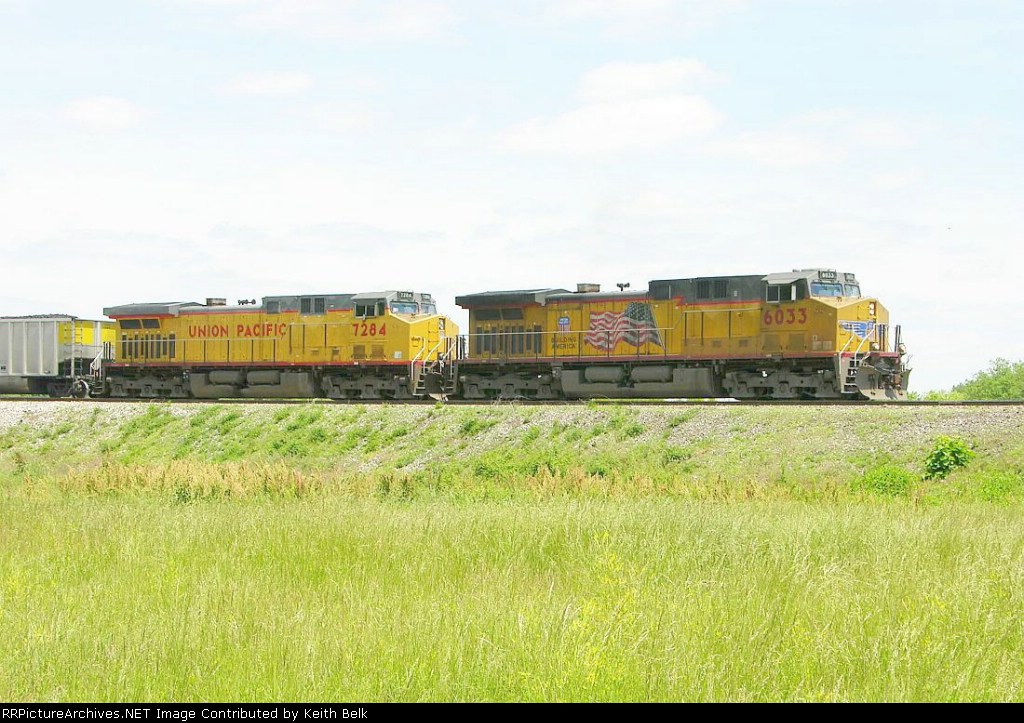 UP 6033 and 7184